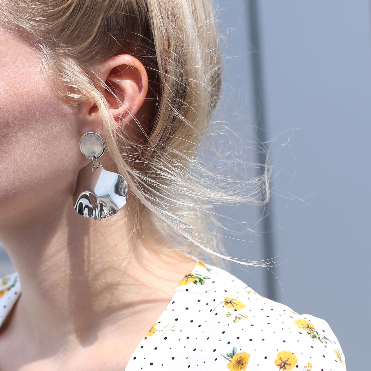 Bijoux zilverkleurige oorknoppen schelp voor dames | Lucardi-NL